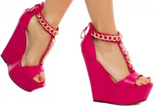 How To Wear Pink Shoes: 6 Chic Outfits With Pink Heels