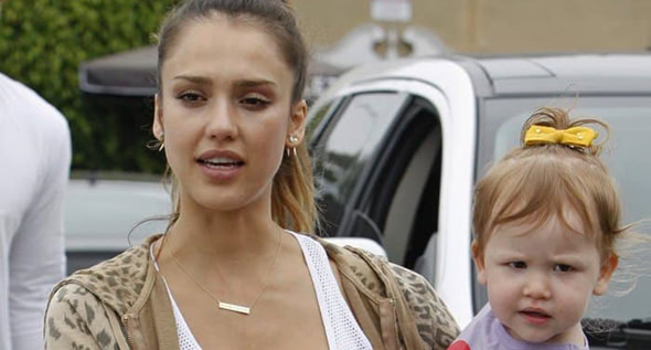 Jessica Alba’s Casual Look Proves a Leopard Hoodie and Designer Bag Can ...