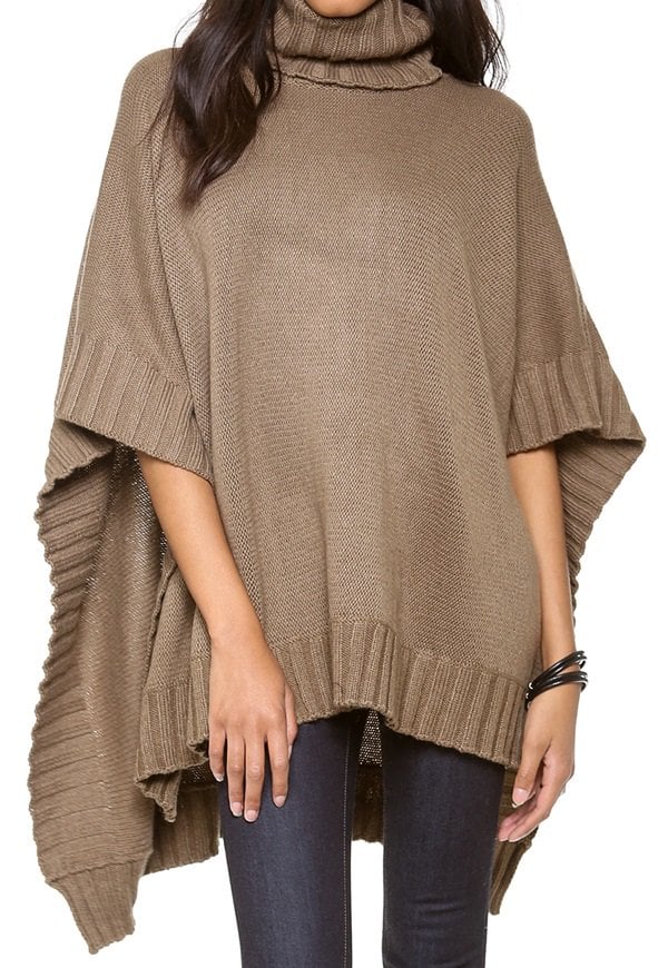 How to Look Good in a Morning Poncho Without Makeup Like Liv Tyler