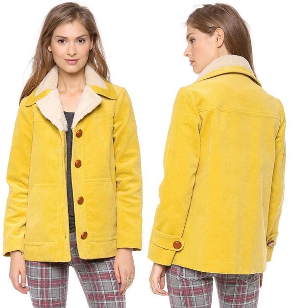 How to Wear Your Jacket Over Your Shoulders: 10 Chic Outfits