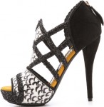 Nina Dobrev Rocks Michael Kors Dress and Aperlai Sandals at The Vampire ...