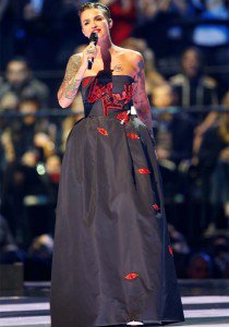 Gender Fluid Ruby Rose Hosts MTV Awards With French Braid Hairstyle