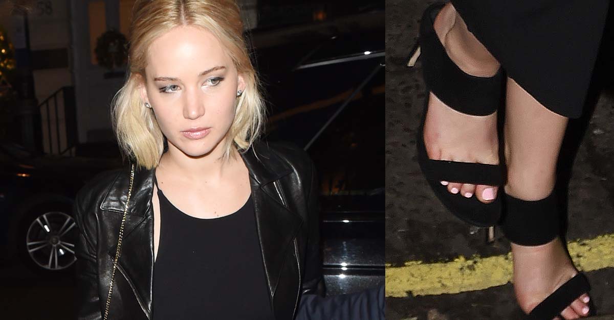 Jennifer Lawrence’s Stuart Weitzman Myslide Moment — and Her Playful ...