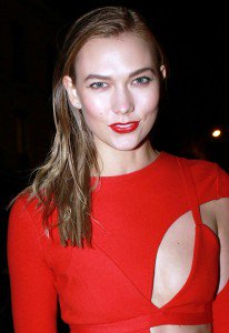 Karlie Kloss Looks Sensual in Cross Blake Pumps at L’Oreal Red ...