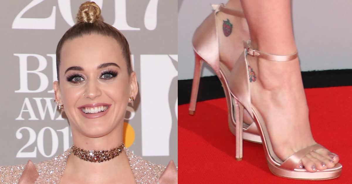 2017 Brit Awards: Katy Perry Shimmers in Versace and Stella Luna ...
