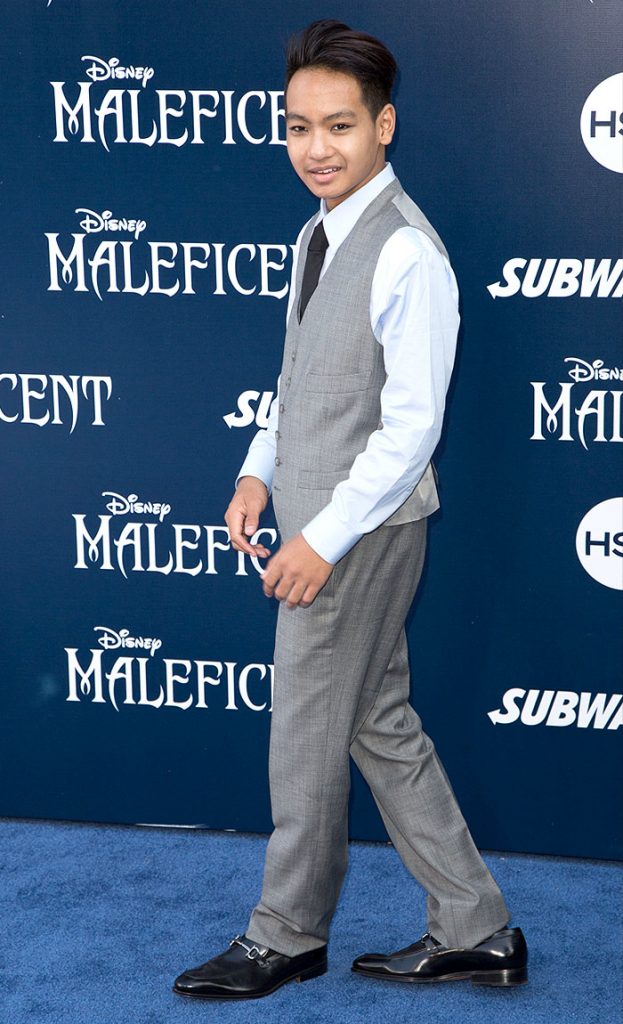 Angelina Jolie Says Goodbye to Maddox at College—Relive Their Most ...