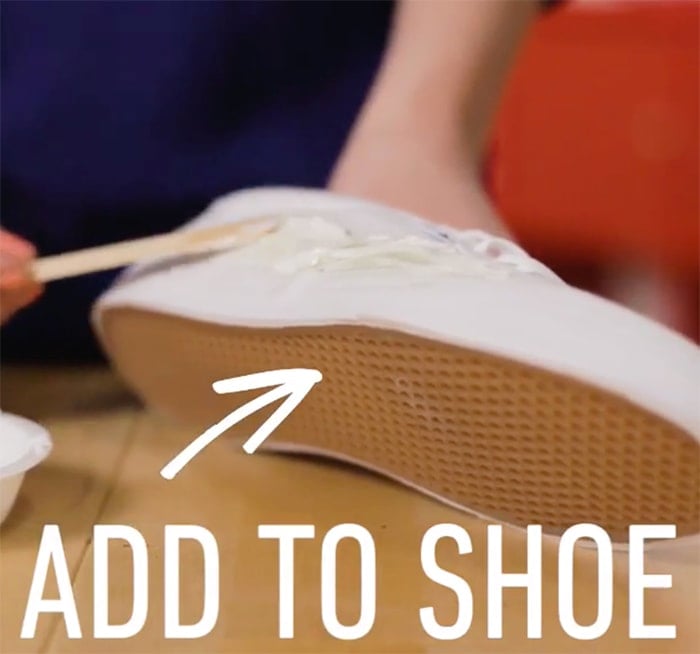 How To Remove Grass Stains On White Shoes At Home How To Remove Grass Stains On White Shoes At Home