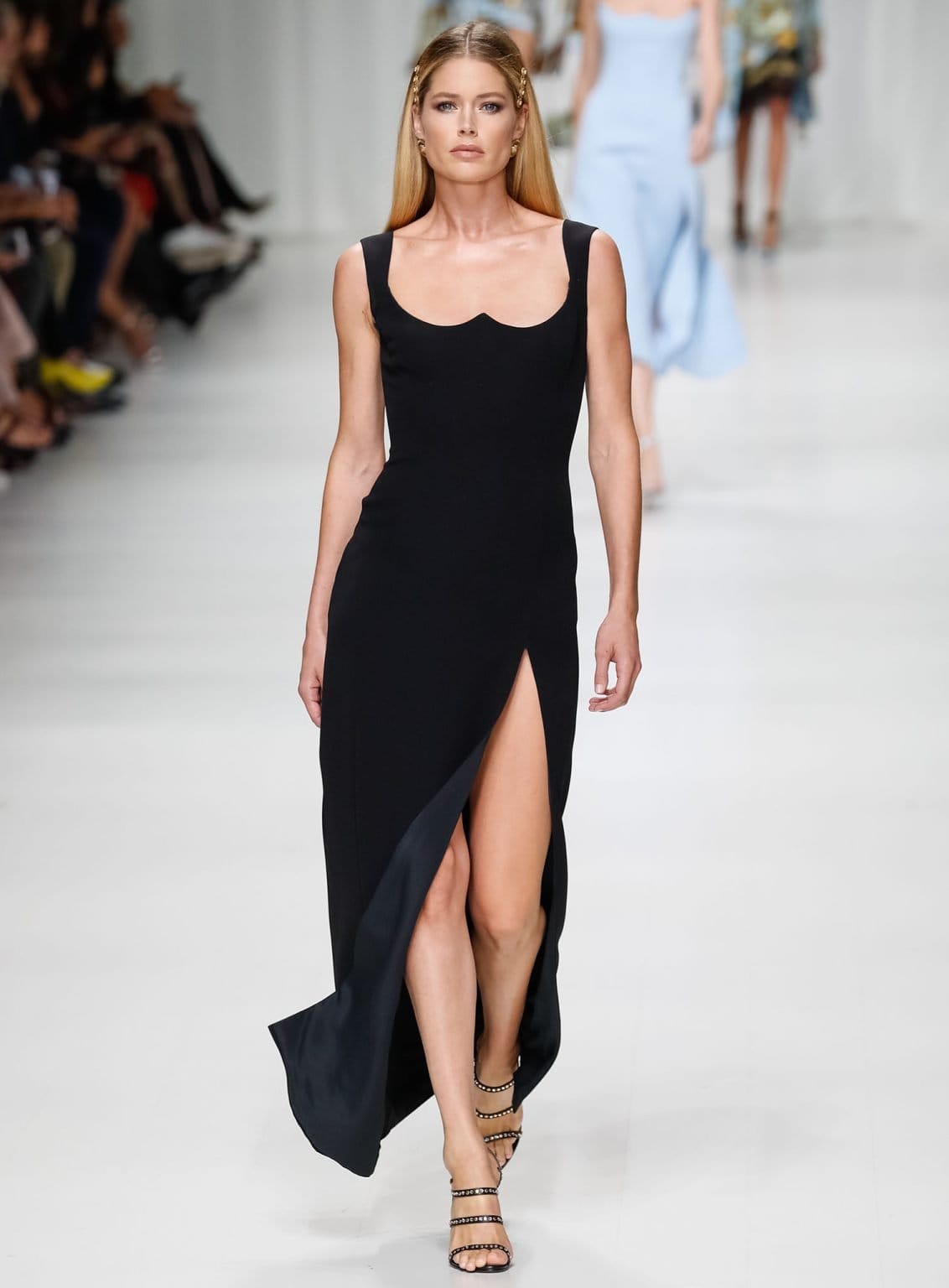 Top 32 Richest Female Models: Net Worth, Runway Highlights, and Iconic ...