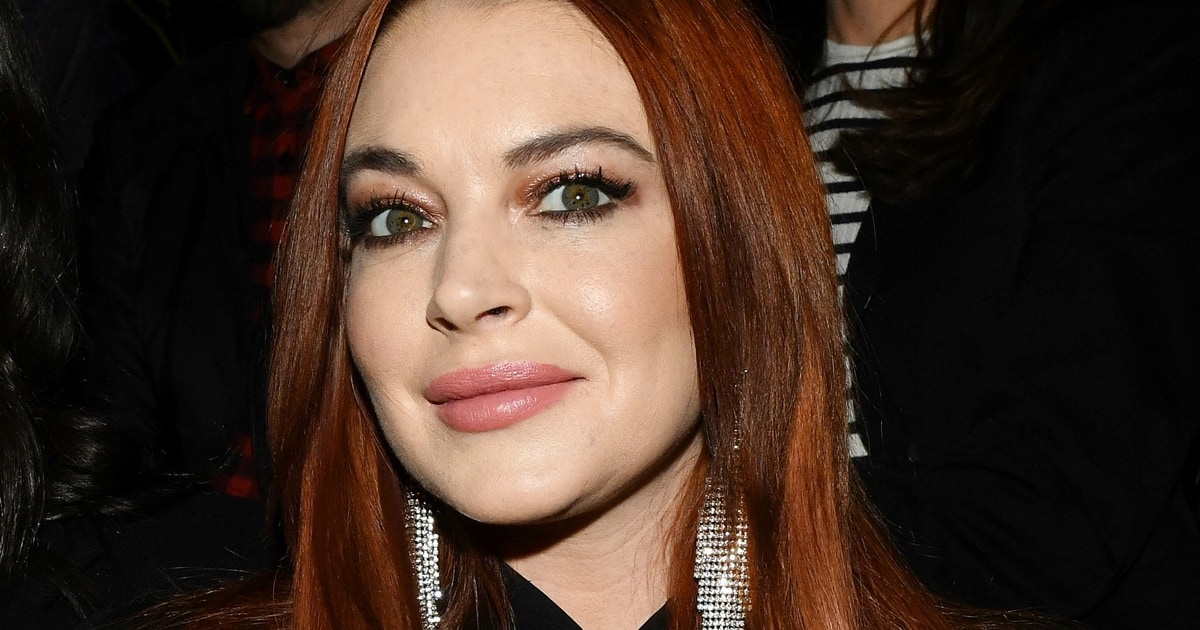 Lindsay Lohan’s Height and Shoe Size: Bold US 9 Feet, Bigger Style