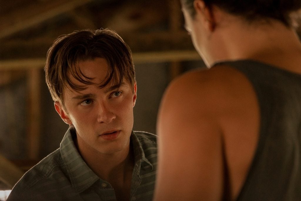 Meet the Outer Banks Cast: Heights, Fashion Highlights, and Real-Life ...