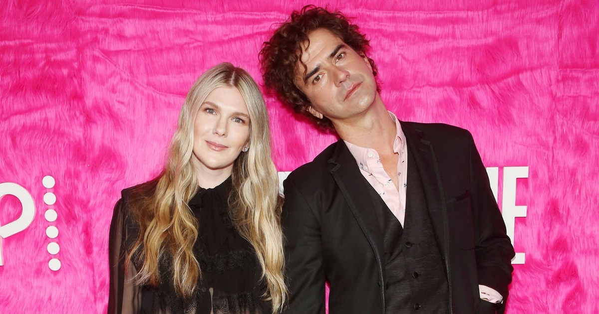 Lily Rabe and Hamish Linklater: Red Carpet Fashion, Designer Shoes, and ...