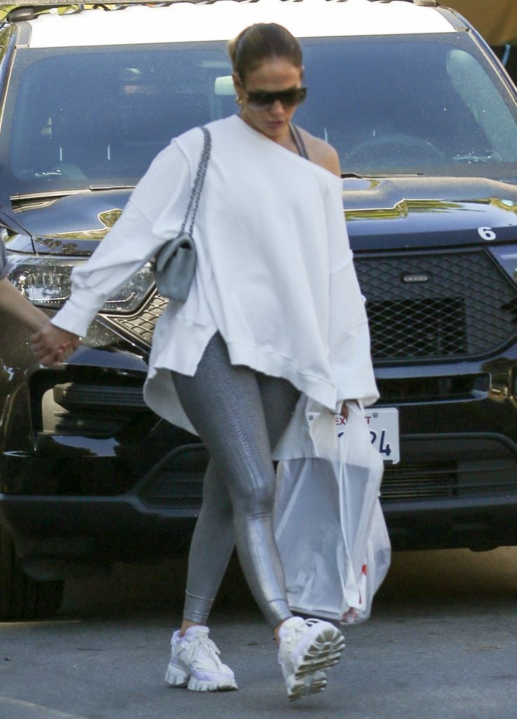 Jennifer Lopez Steps Out in Casual Leggings With Daughter Emme After ...