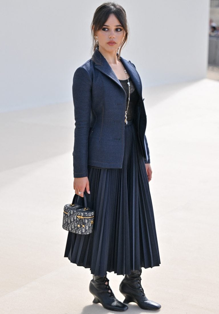 Jenna Ortega’s Bold Dior Look at Paris Fashion Week – A Business Goth ...