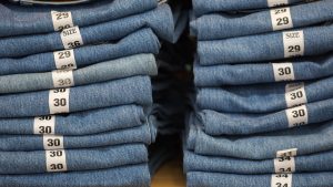 Never Guess Again: Master Women’s Jeans Size Charts Today