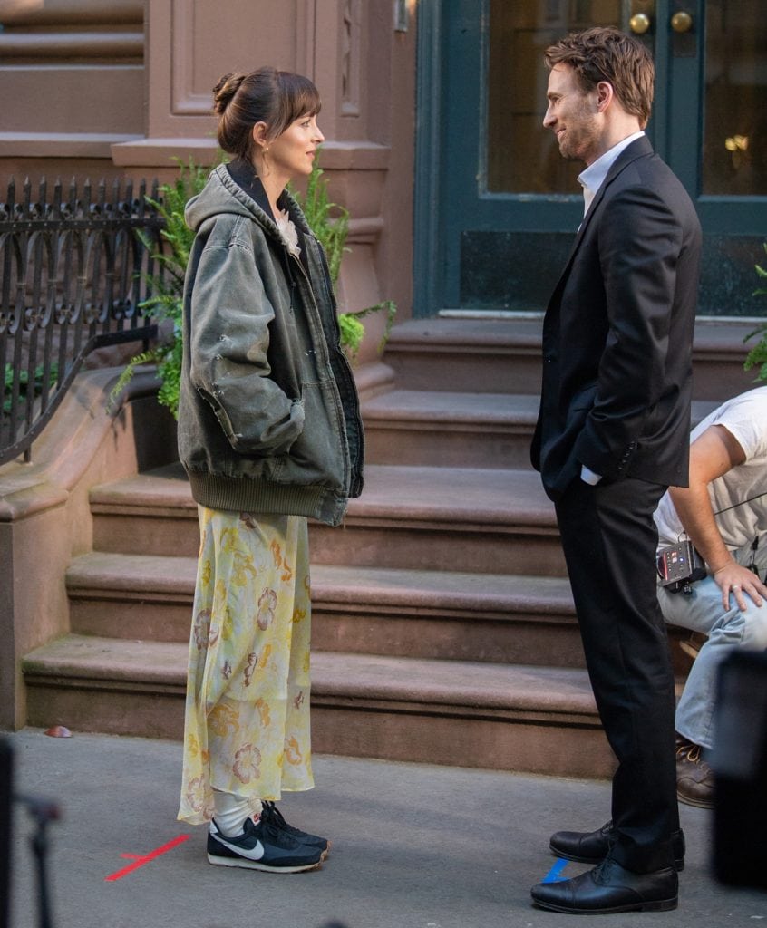 Dakota Johnson's Effortless Charm: Casual and Sporty on the Set of ...