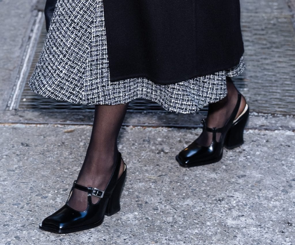 Chic Heels, Designer Style: Naomi Watts’ Best Book Tour Shoes